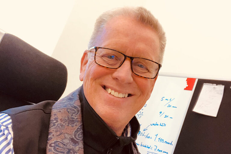 eMarine Names Thomas Roos Chairman of the Board - Cruise Industry News ...