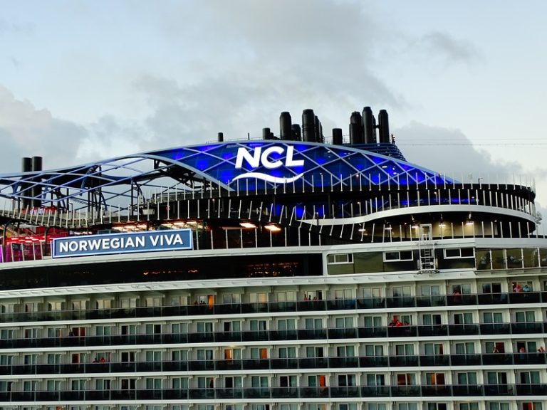 Judge to Hear NCLH Transfer Bid in Del Rio Lawsuit July 8 - Cruise ...